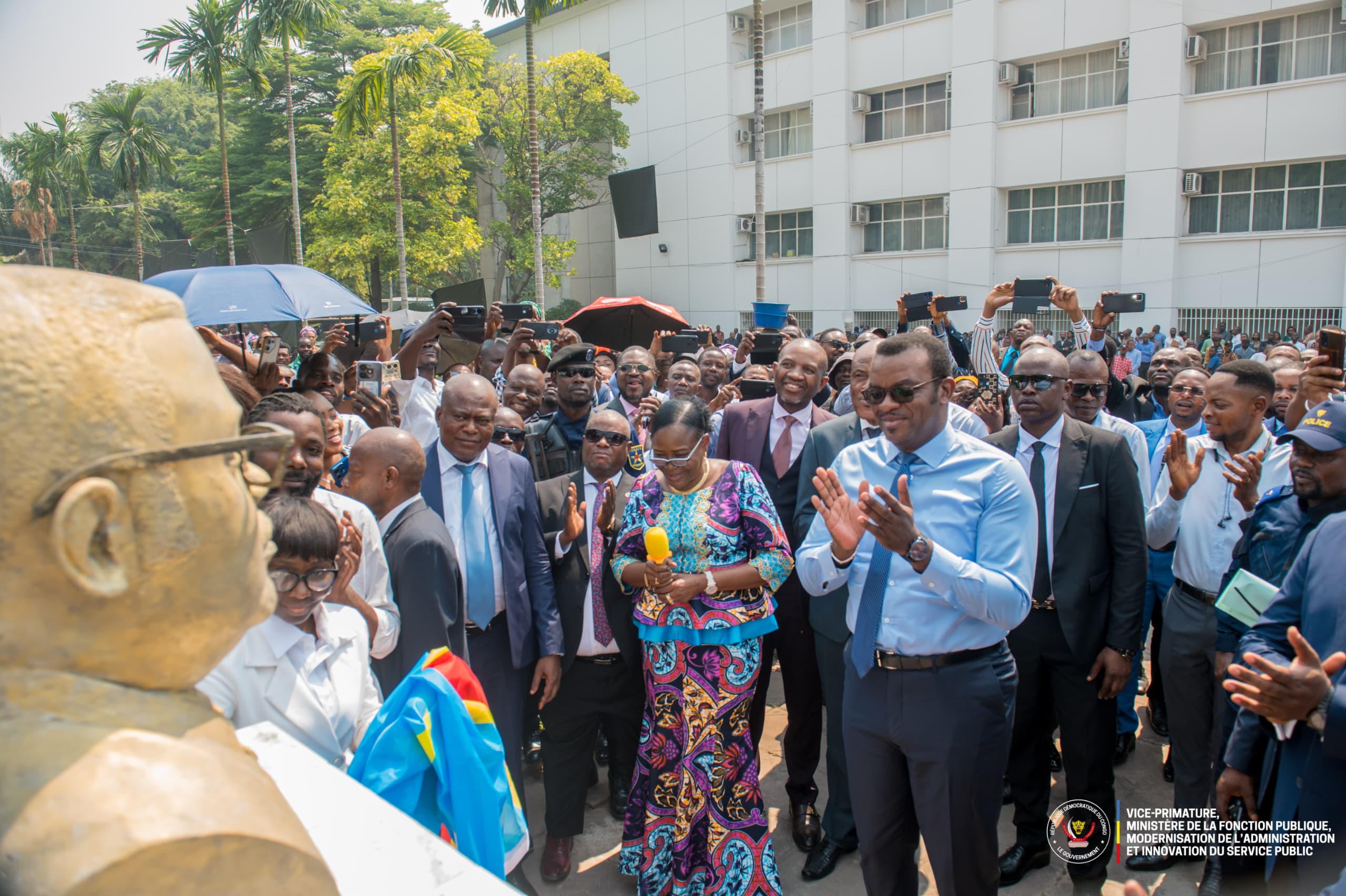 Fonction publique : Le VPM Jean-Pierre Lihau a pris ses fonctions ce ...