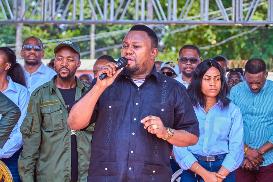 RDC : La CRD de Christophe Mboso favorable à une révision de la Constitution - News.cd